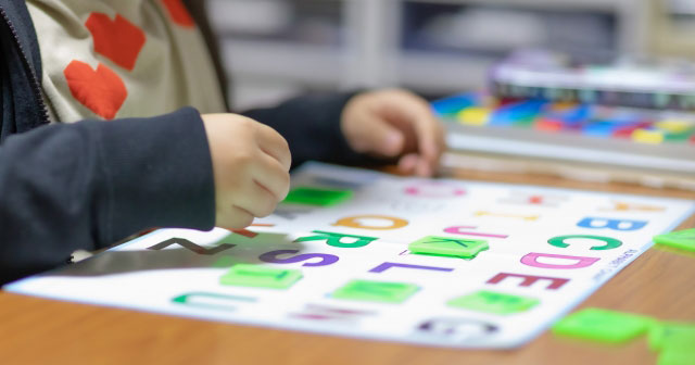 「オリコン顧客満足度」子ども英語ランキング、幼児向けは「ECCジュニア」小学生向けは「シェーン英会話 子ども英語」が総合1位に|EdTechZine（エドテックジン）